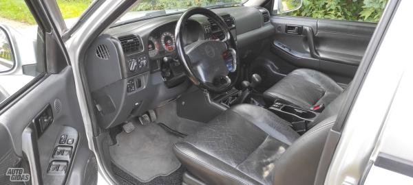 Grey Opel Frontera 2004 in Jurbarkas, with an engine capacity of 2.20 L and mileage of 196 thousand km for 4200 €, photo 9 on AUTOMOTO.COM.LV