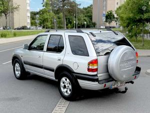 Grey Opel Frontera 2005 in Vilnius, with an engine capacity of 2.20 L and mileage of 289 thousand km for 1800 €, photo 5 on AUTOMOTO.COM.LV