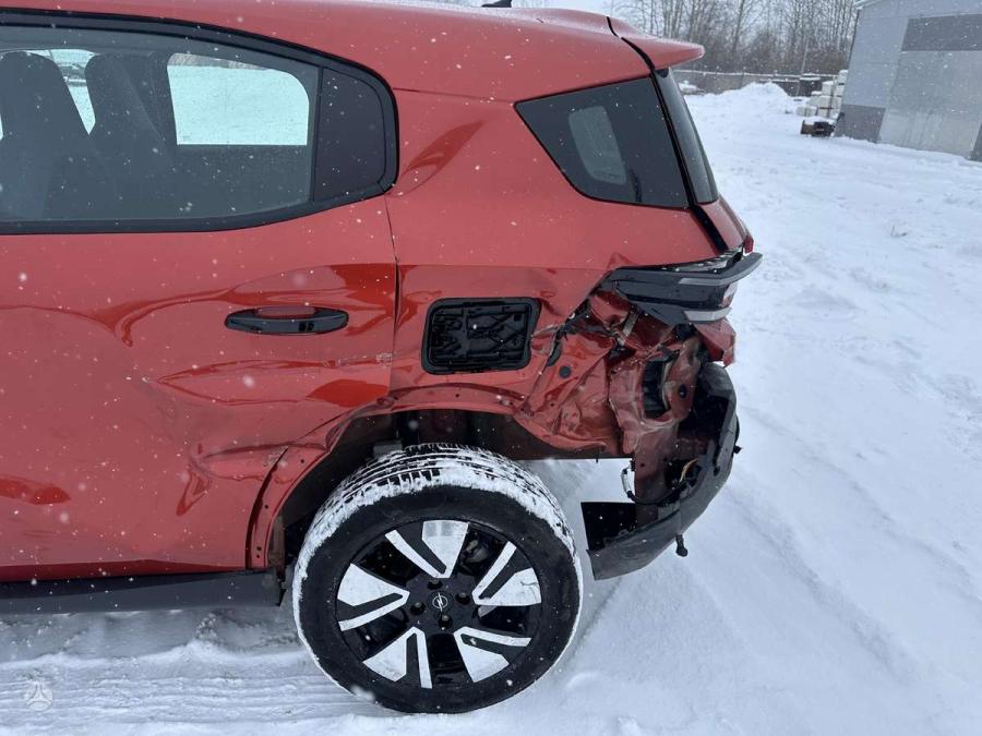 Red Opel Frontera 2025 in Kaunas, with an engine capacity of 1.20 L and mileage of 3 thousand km for 8700 €, photo 12 on AUTOMOTO.COM.LV