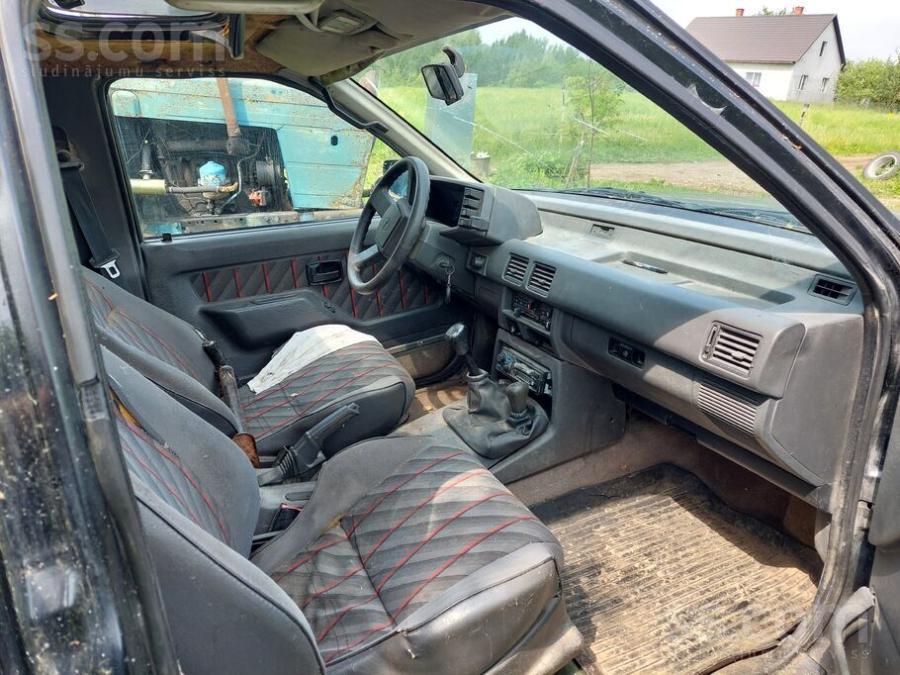 Melns Opel Frontera Sport 1994 Daugavpils, ar dzinēja tilpumu 2.00 L un nobraukumu 338 tūkst. km par 3300 €, foto 6 vietnē AUTOMOTO.COM.LV