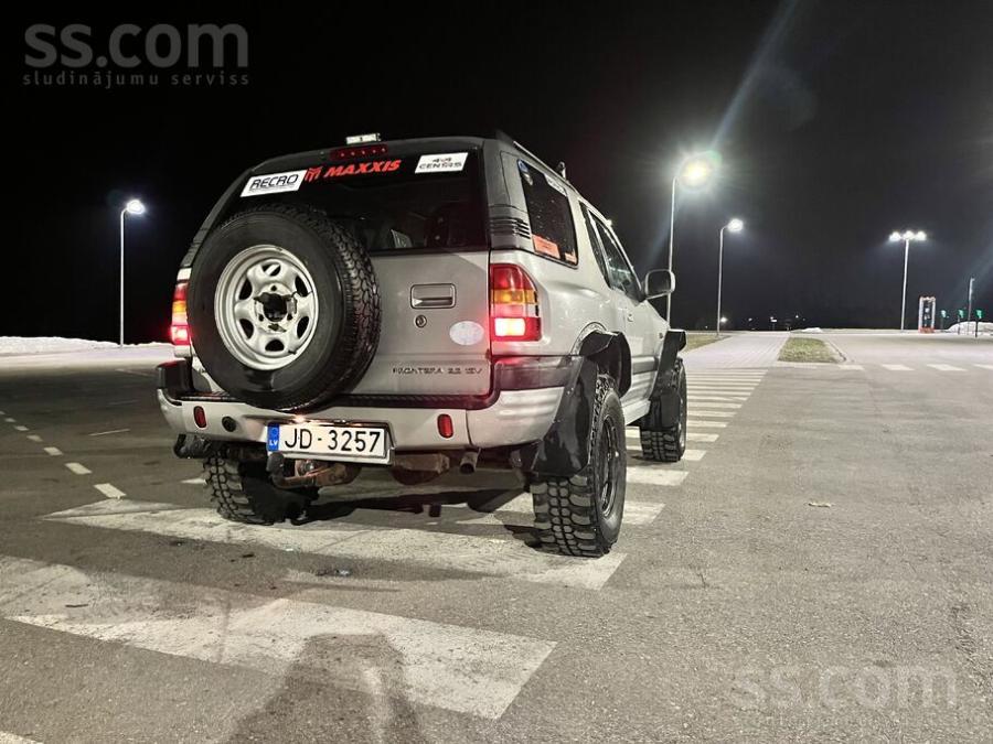Опель Frontera Sport 2000 в Цесис, объемом двигателя 2.20 л и пробегом 286 тыс. км за 4000 €, фото 5 на AUTOMOTO.COM.LV