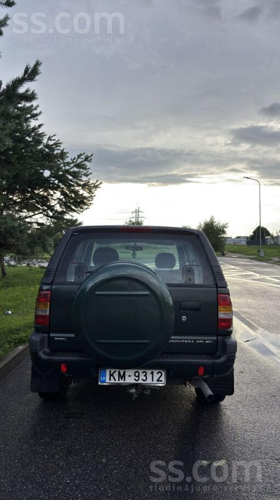 Zaļš Opel Frontera Sport 2000 Rīga, ar dzinēja tilpumu 2.20 L un nobraukumu 350 tūkst. km par 3000 €, foto 5 vietnē AUTOMOTO.COM.LV
