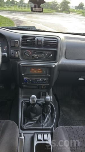 Zaļš Opel Frontera Sport 2000 Rīga, ar dzinēja tilpumu 2.20 L un nobraukumu 350 tūkst. km par 3000 €, foto 10 vietnē AUTOMOTO.COM.LV
