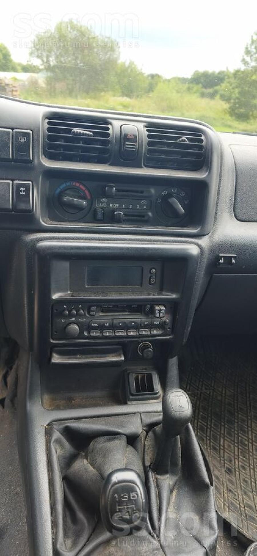 Pelēks Opel Frontera Sport 1999 Gulbene, ar dzinēja tilpumu 2.20 L un nobraukumu 175 tūkst. km par 1350 €, foto 7 vietnē AUTOMOTO.COM.LV