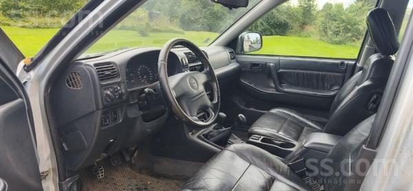 Pelēks Opel Frontera Sport 1999 Gulbene, ar dzinēja tilpumu 2.20 L un nobraukumu 175 tūkst. km par 1350 €, foto 8 vietnē AUTOMOTO.COM.LV