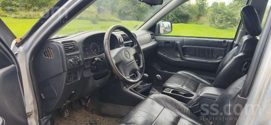 Pelēks Opel Frontera Sport 1999 Gulbene, ar dzinēja tilpumu 2.20 L un nobraukumu 175 tūkst. km par 1350 €, foto 9 vietnē AUTOMOTO.COM.LV