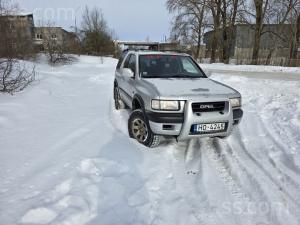 Серый Опель Frontera Sport 1999 в Лудза, объемом двигателя 2.20 л и пробегом 249 тыс. км за 1750 €, фото 3 на AUTOMOTO.COM.LV