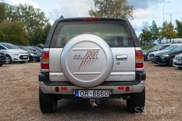 Grey Opel Frontera Sport 1999 in Liepaja, with an engine capacity of 2.20 L and mileage of 163 thousand km for 2450 €, photo 7 on AUTOMOTO.COM.LV