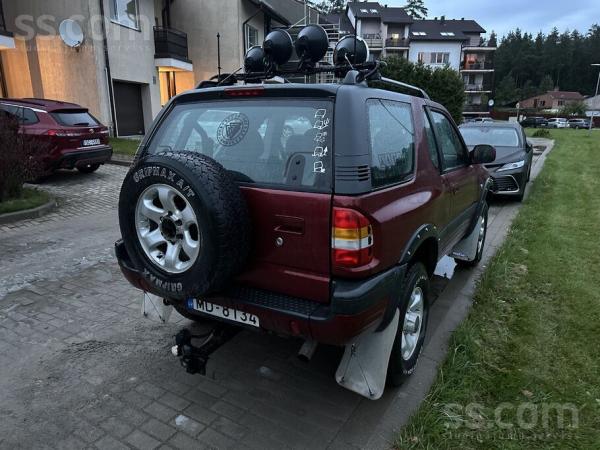 Sarkans Opel Frontera Sport 2001 Rīga, ar dzinēja tilpumu 2.20 L un nobraukumu 0 tūkst. km par 4200 €, foto 3 vietnē AUTOMOTO.COM.LV