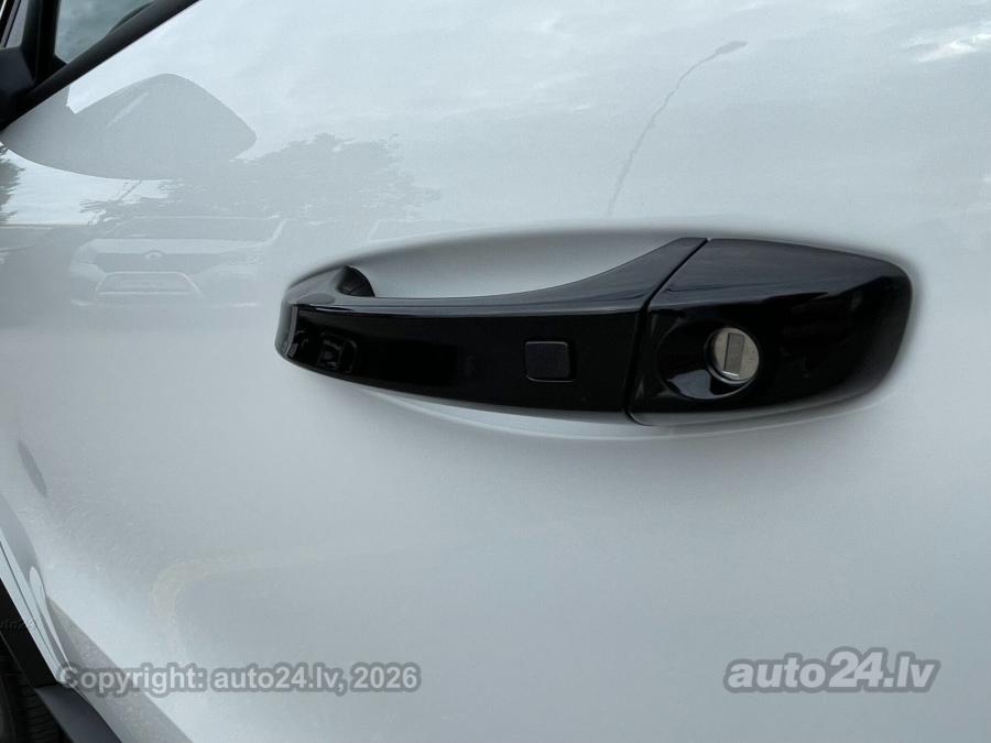 White Opel Frontera 2026 in Tartu, with an engine capacity of 1.20 L and mileage of 0 thousand km for 24400 €, photo 14 on AUTOMOTO.COM.LV