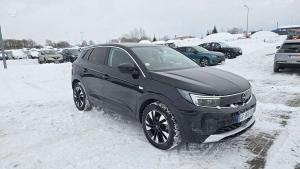 Melns Opel Grandland 2022 Tauragė, ar dzinēja tilpumu 1.50 L un nobraukumu 156 tūkst. km par 15125 €, foto  vietnē AUTOMOTO.COM.LV