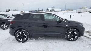 Melns Opel Grandland 2022 Tauragė, ar dzinēja tilpumu 1.50 L un nobraukumu 156 tūkst. km par 15125 €, foto 3 vietnē AUTOMOTO.COM.LV