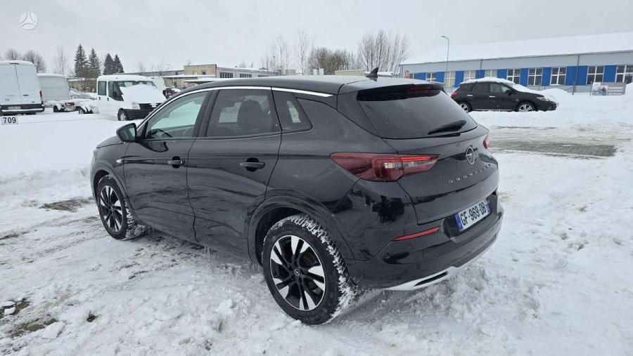 Melns Opel Grandland 2022 Tauragė, ar dzinēja tilpumu 1.50 L un nobraukumu 156 tūkst. km par 15125 €, foto 6 vietnē AUTOMOTO.COM.LV