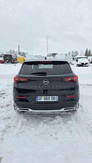 Melns Opel Grandland 2022 Tauragė, ar dzinēja tilpumu 1.50 L un nobraukumu 156 tūkst. km par 15125 €, foto 7 vietnē AUTOMOTO.COM.LV