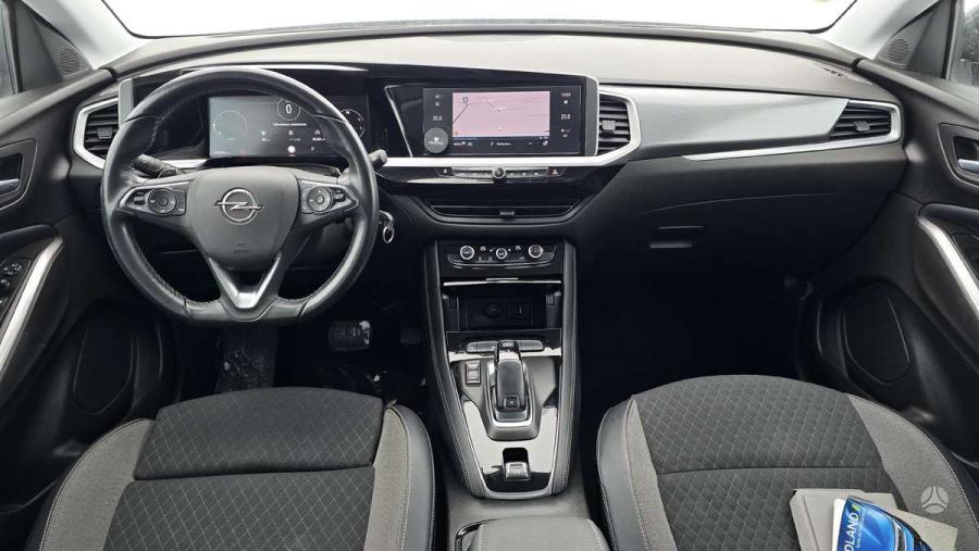 Melns Opel Grandland 2022 Tauragė, ar dzinēja tilpumu 1.50 L un nobraukumu 156 tūkst. km par 15125 €, foto 8 vietnē AUTOMOTO.COM.LV