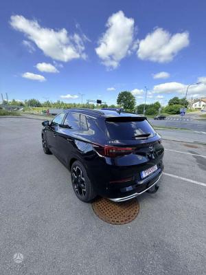 Melns Opel Grandland 2022 Šauļi, ar dzinēja tilpumu 1.60 L un nobraukumu 97 tūkst. km par 22500 €, foto 8 vietnē AUTOMOTO.COM.LV