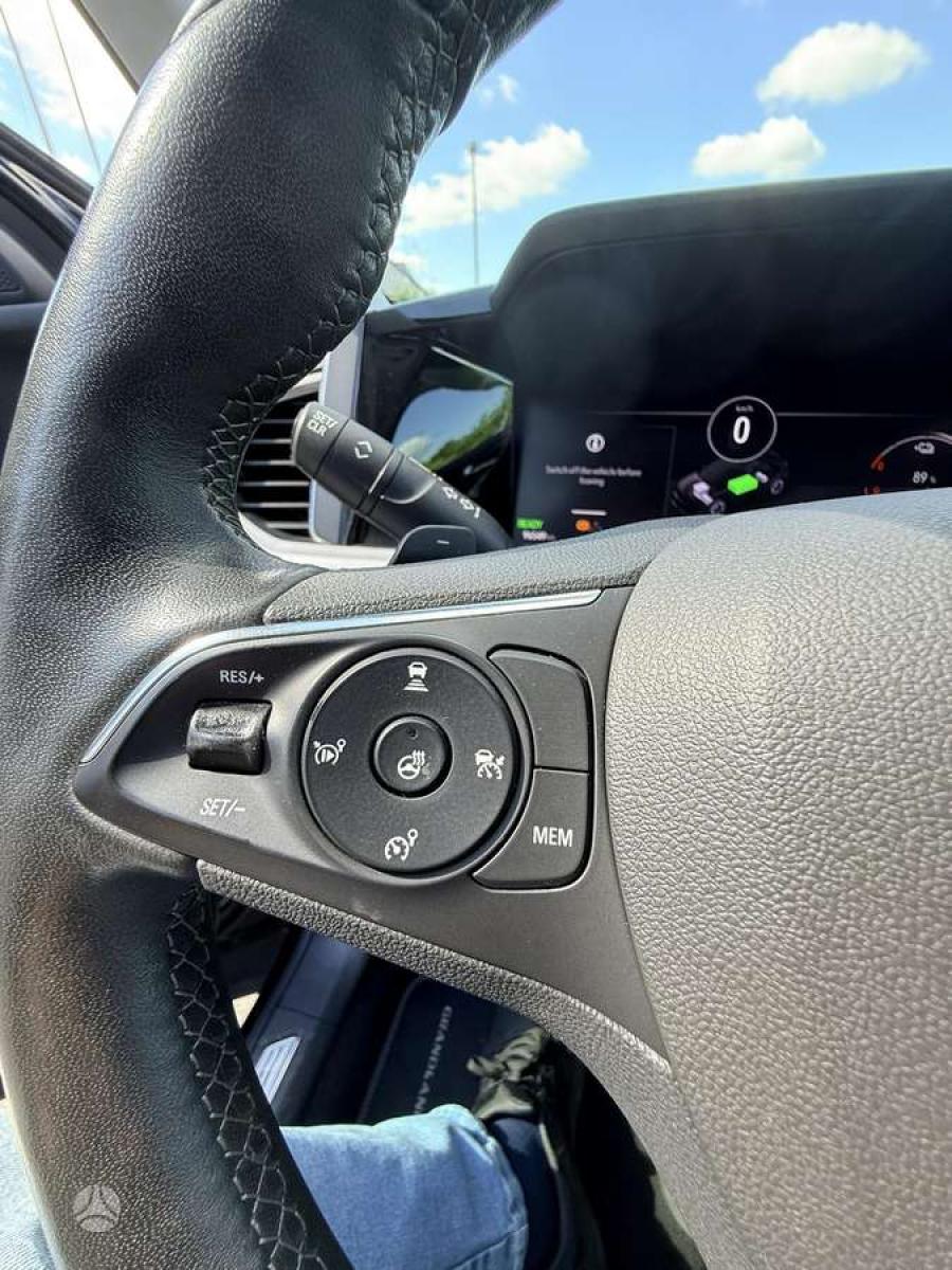 Melns Opel Grandland 2022 Šauļi, ar dzinēja tilpumu 1.60 L un nobraukumu 97 tūkst. km par 22500 €, foto 14 vietnē AUTOMOTO.COM.LV