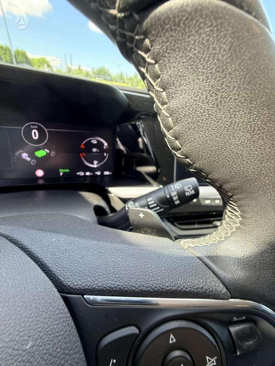 Melns Opel Grandland 2022 Šauļi, ar dzinēja tilpumu 1.60 L un nobraukumu 97 tūkst. km par 22500 €, foto 16 vietnē AUTOMOTO.COM.LV