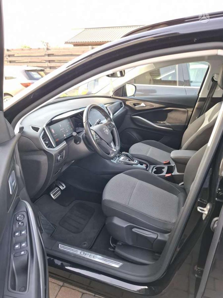 Melns Opel Grandland 2022 Kauņa, ar dzinēja tilpumu 1.50 L un nobraukumu 161 tūkst. km par 11750 €, foto 10 vietnē AUTOMOTO.COM.LV