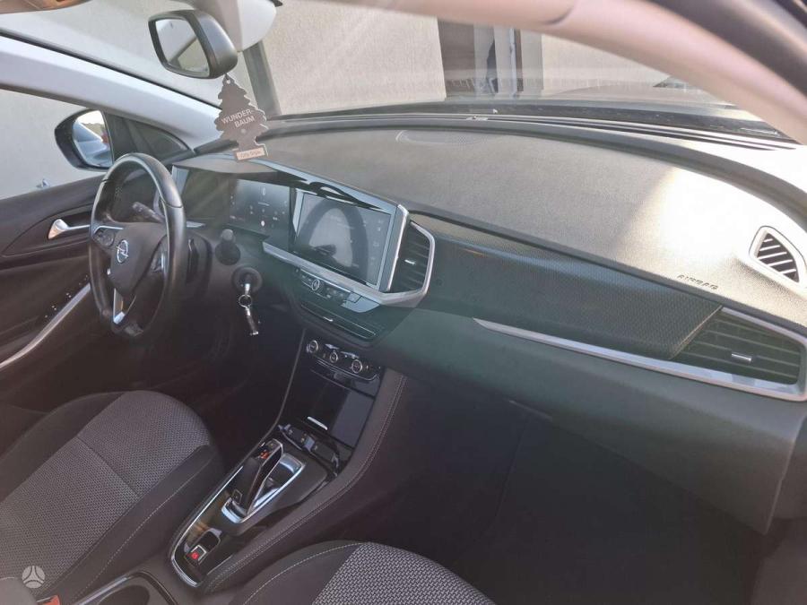 Melns Opel Grandland 2022 Kauņa, ar dzinēja tilpumu 1.50 L un nobraukumu 161 tūkst. km par 11750 €, foto 12 vietnē AUTOMOTO.COM.LV