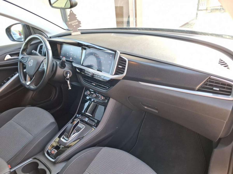 Melns Opel Grandland 2022 Kauņa, ar dzinēja tilpumu 1.50 L un nobraukumu 161 tūkst. km par 11750 €, foto 13 vietnē AUTOMOTO.COM.LV