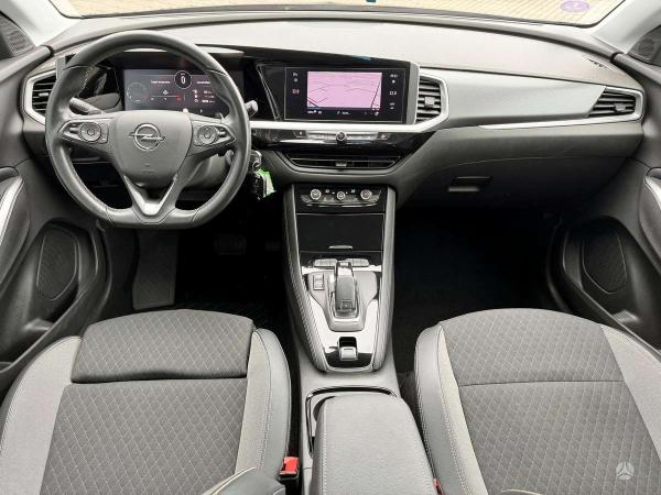 Melns Opel Grandland 2022 Kauņa, ar dzinēja tilpumu 1.20 L un nobraukumu 201 tūkst. km par 14400 €, foto 8 vietnē AUTOMOTO.COM.LV