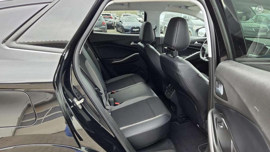 Melns Opel Grandland 2022 Marijampole, ar dzinēja tilpumu 1.20 L un nobraukumu 185 tūkst. km par 14700 €, foto 15 vietnē AUTOMOTO.COM.LV