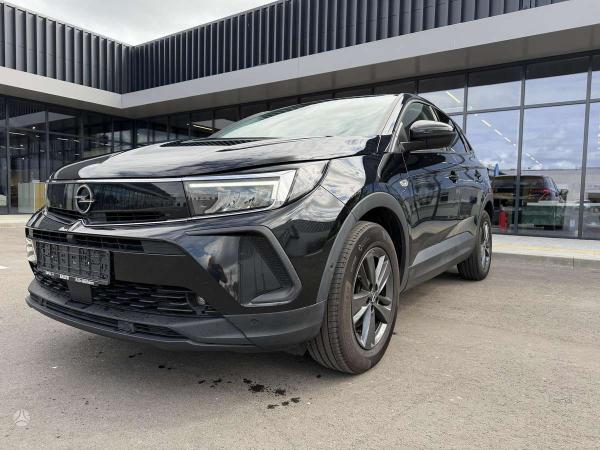 Black Opel Grandland 2022 in Kaunas, with an engine capacity of 1.50 L and mileage of 172 thousand km for 13899 €, photo 1 on AUTOMOTO.COM.LV