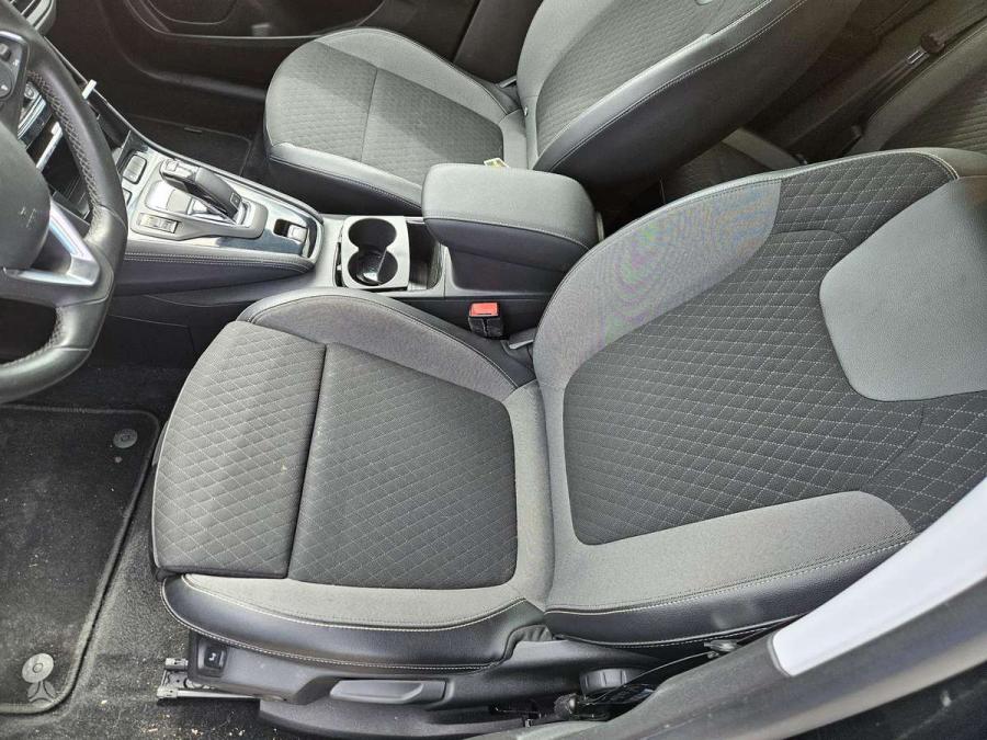 Black Opel Grandland 2022 in Vilnius, with an engine capacity of 1.50 L and mileage of 142 thousand km for 14762 €, photo 13 on AUTOMOTO.COM.LV