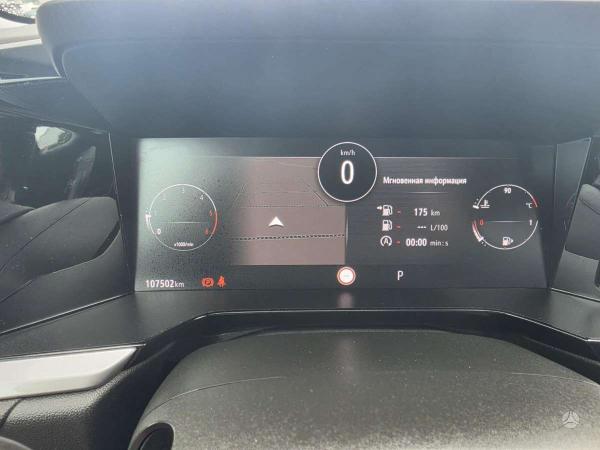 Black Opel Grandland 2023 in Vilnius, with an engine capacity of 1.50 L and mileage of 107 thousand km for 15367 €, photo 8 on AUTOMOTO.COM.LV