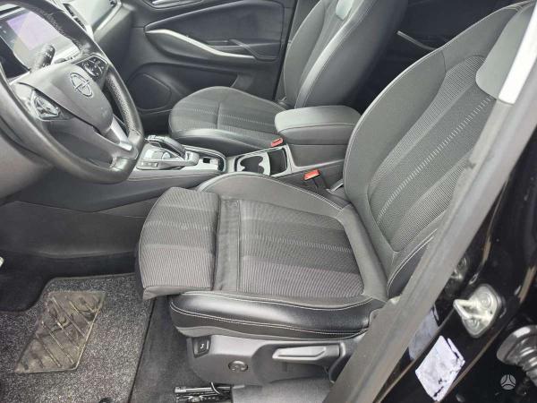 Black Opel Grandland 2023 in Vilnius, with an engine capacity of 1.50 L and mileage of 107 thousand km for 15367 €, photo 10 on AUTOMOTO.COM.LV