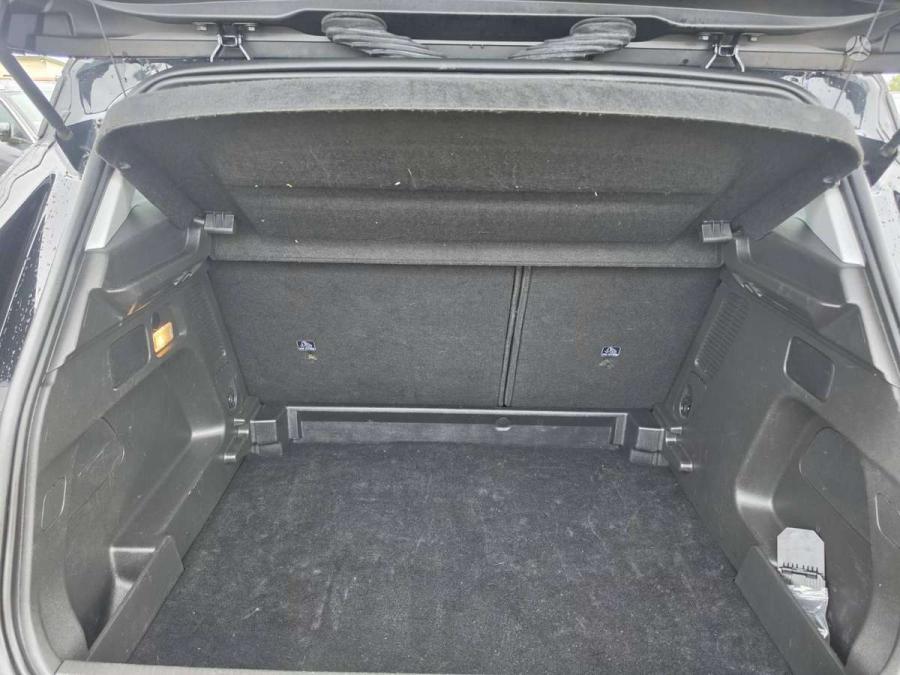 Black Opel Grandland 2023 in Vilnius, with an engine capacity of 1.50 L and mileage of 107 thousand km for 15367 €, photo 17 on AUTOMOTO.COM.LV