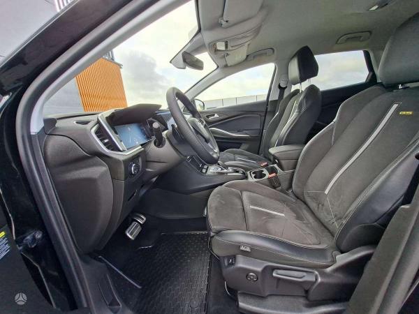 Melns Opel Grandland 2023 Viļņa, ar dzinēja tilpumu 1.60 L un nobraukumu 107 tūkst. km par 19500 €, foto 8 vietnē AUTOMOTO.COM.LV