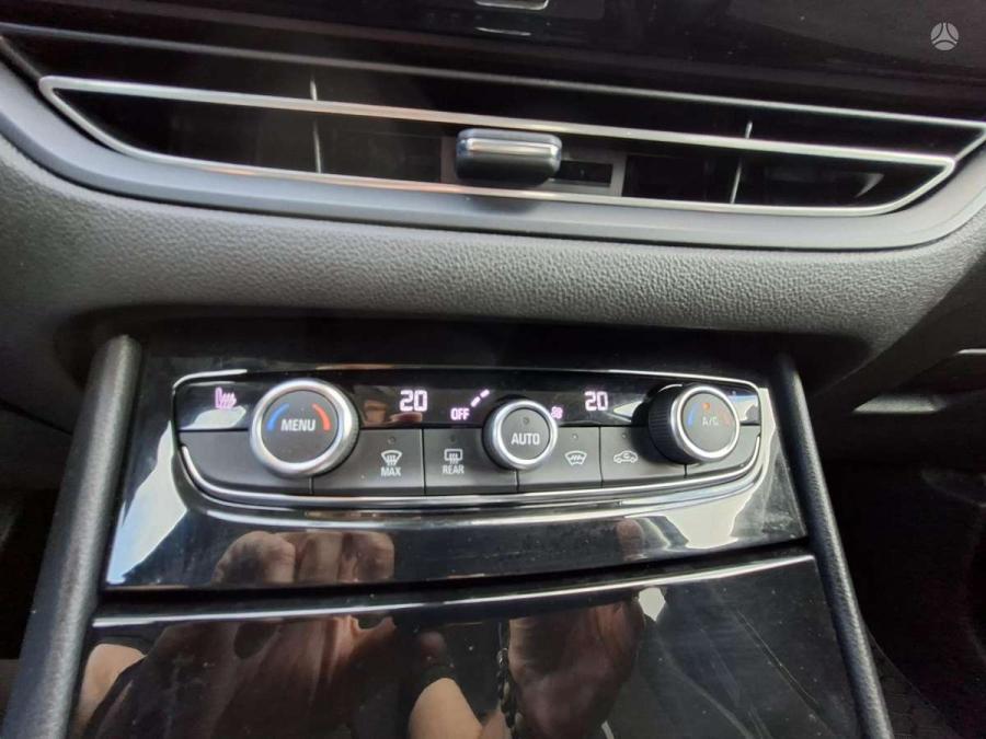 Melns Opel Grandland 2023 Viļņa, ar dzinēja tilpumu 1.60 L un nobraukumu 107 tūkst. km par 19500 €, foto 18 vietnē AUTOMOTO.COM.LV