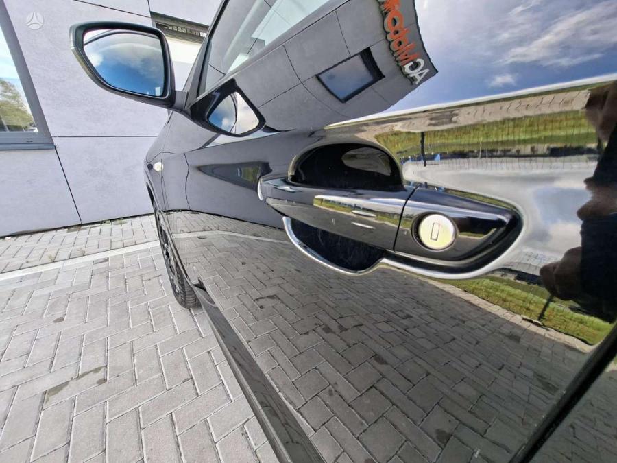 Melns Opel Grandland 2023 Viļņa, ar dzinēja tilpumu 1.60 L un nobraukumu 107 tūkst. km par 19500 €, foto 23 vietnē AUTOMOTO.COM.LV