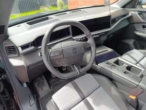 Melns Opel Grandland 2025 Klaipėda, ar dzinēja tilpumu 1.20 L un nobraukumu 17 tūkst. km par 28100 €, foto 18 vietnē AUTOMOTO.COM.LV
