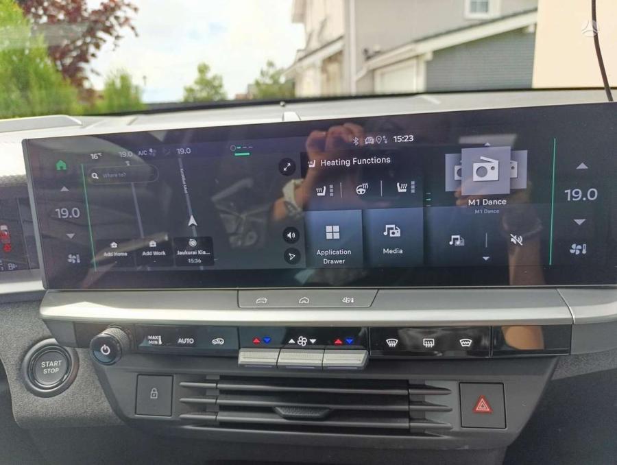 Melns Opel Grandland 2025 Klaipėda, ar dzinēja tilpumu 1.20 L un nobraukumu 17 tūkst. km par 28100 €, foto 20 vietnē AUTOMOTO.COM.LV