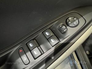 Melns Opel Grandland 2024 Tallina, ar dzinēja tilpumu 1.60 L un nobraukumu 18 tūkst. km par 29900 €, foto 9 vietnē AUTOMOTO.COM.LV