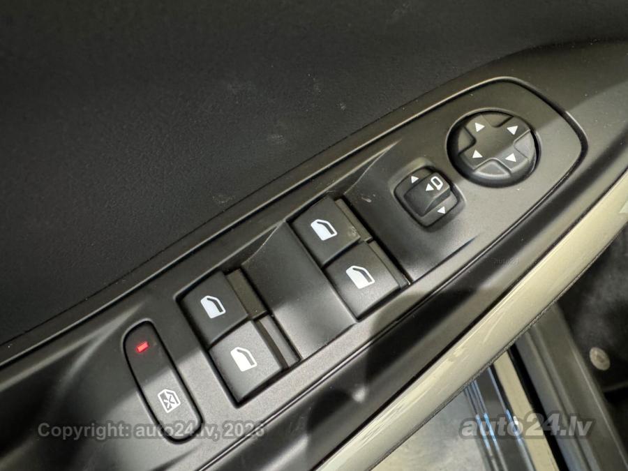 Melns Opel Grandland 2024 Tallina, ar dzinēja tilpumu 1.60 L un nobraukumu 18 tūkst. km par 29900 €, foto 9 vietnē AUTOMOTO.COM.LV