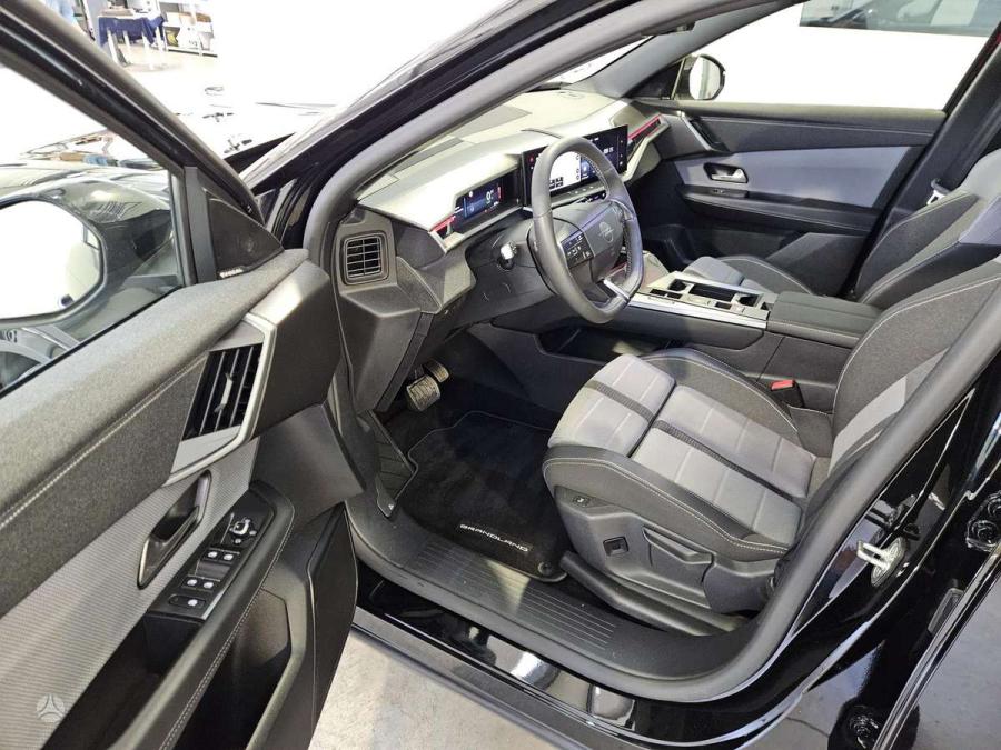 Melns Opel Grandland 2025 Marijampole, ar dzinēja tilpumu 0.00 L un nobraukumu 27 tūkst. km par 25500 €, foto 14 vietnē AUTOMOTO.COM.LV