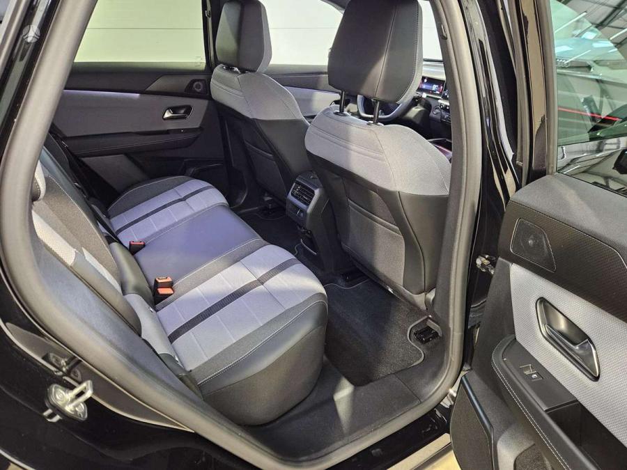 Melns Opel Grandland 2025 Marijampole, ar dzinēja tilpumu 0.00 L un nobraukumu 27 tūkst. km par 25500 €, foto 31 vietnē AUTOMOTO.COM.LV