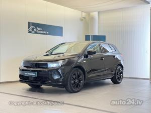 Melns Opel Grandland 2024 Tallina, ar dzinēja tilpumu 1.60 L un nobraukumu 20 tūkst. km par 27900 €, foto  vietnē AUTOMOTO.COM.LV