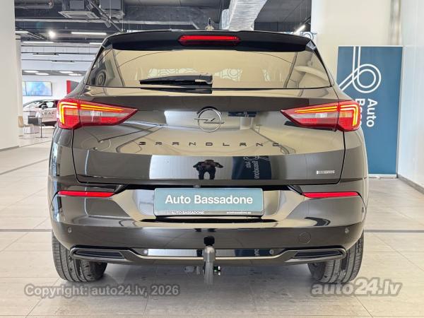 Melns Opel Grandland 2024 Tallina, ar dzinēja tilpumu 1.60 L un nobraukumu 20 tūkst. km par 27900 €, foto 5 vietnē AUTOMOTO.COM.LV