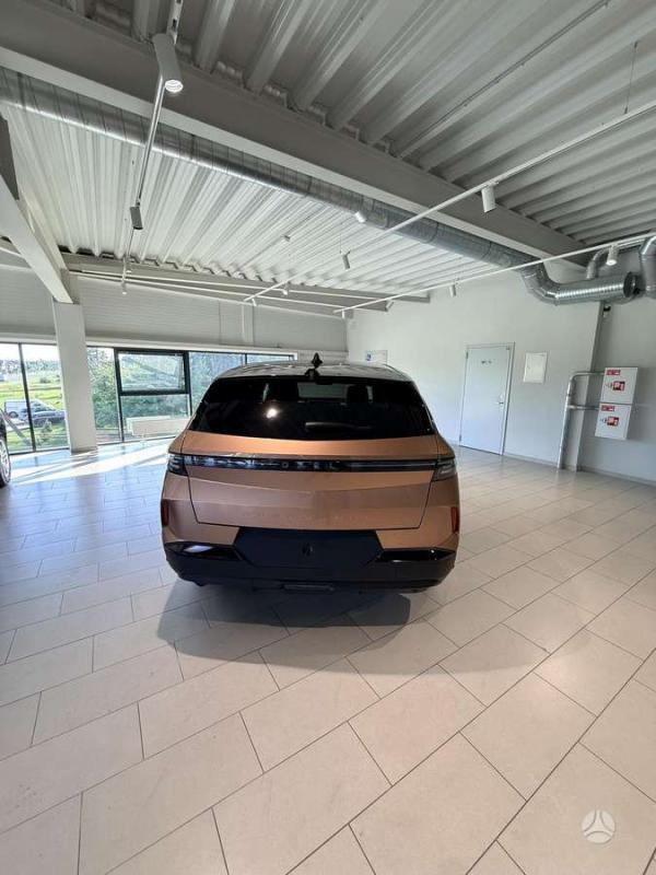 Brūns Opel Grandland 2026 Šauļi, ar dzinēja tilpumu 1.20 L un nobraukumu 5 tūkst. km par 33950 €, foto 6 vietnē AUTOMOTO.COM.LV