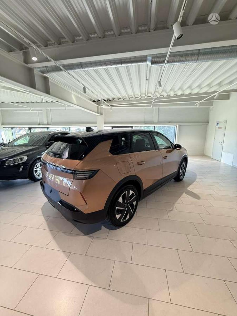 Brūns Opel Grandland 2026 Šauļi, ar dzinēja tilpumu 1.20 L un nobraukumu 5 tūkst. km par 33950 €, foto 6 vietnē AUTOMOTO.COM.LV
