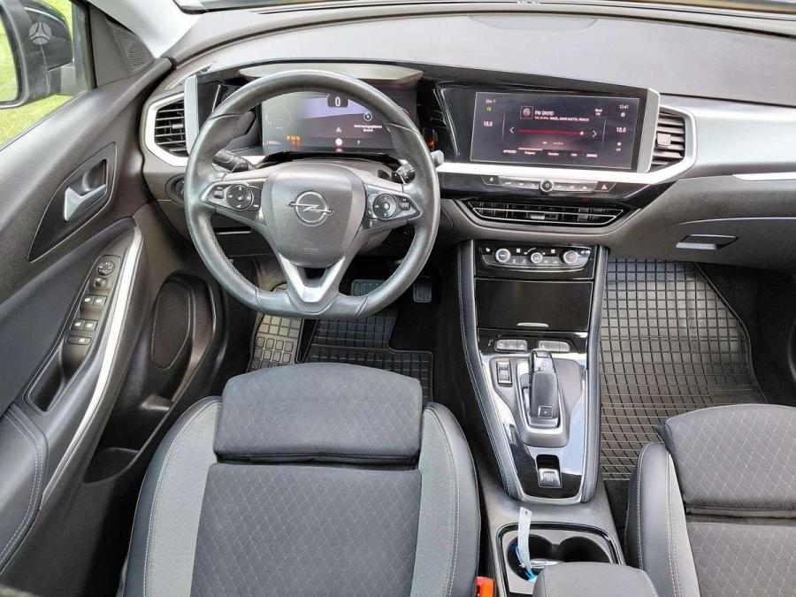 Pelēks Opel Grandland 2022 Vilkaviškis, ar dzinēja tilpumu 1.50 L un nobraukumu 120 tūkst. km par 10300 €, foto 24 vietnē AUTOMOTO.COM.LV
