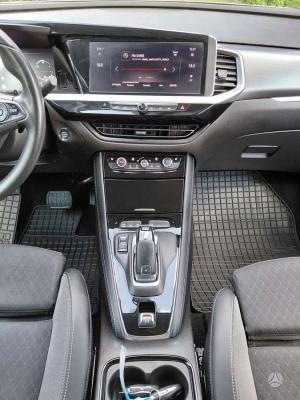 Pelēks Opel Grandland 2022 Vilkaviškis, ar dzinēja tilpumu 1.50 L un nobraukumu 120 tūkst. km par 10300 €, foto 26 vietnē AUTOMOTO.COM.LV