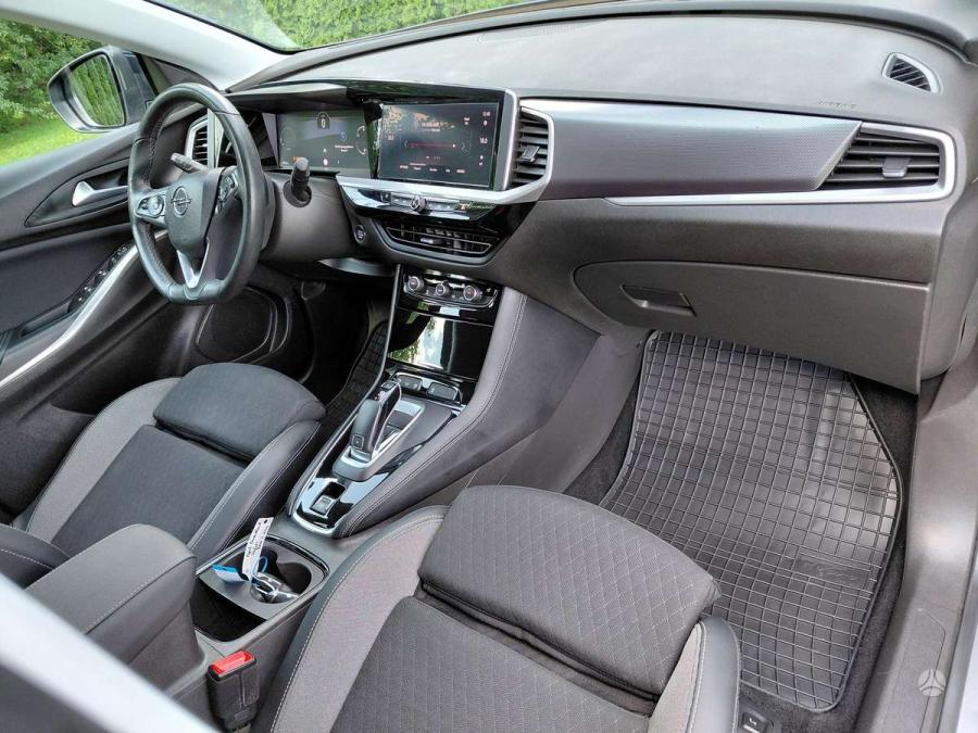 Pelēks Opel Grandland 2022 Vilkaviškis, ar dzinēja tilpumu 1.50 L un nobraukumu 120 tūkst. km par 10300 €, foto 28 vietnē AUTOMOTO.COM.LV