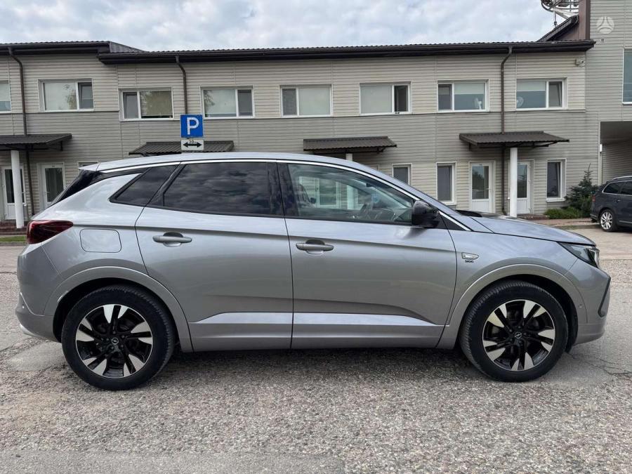 Pelēks Opel Grandland 2022 Viļņa, ar dzinēja tilpumu 1.50 L un nobraukumu 190 tūkst. km par 11970 €, foto 8 vietnē AUTOMOTO.COM.LV