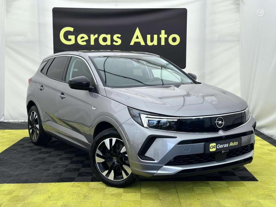 Grey Opel Grandland 2022 in Vilnius, with an engine capacity of 1.60 L and mileage of 96 thousand km for 18990 €, photo 4 on AUTOMOTO.COM.LV